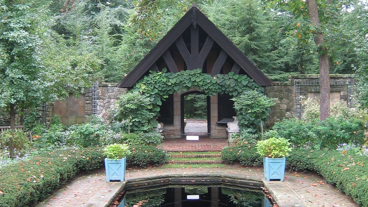 Stan Hywet Hall & Gardens - English Garden | TCLF