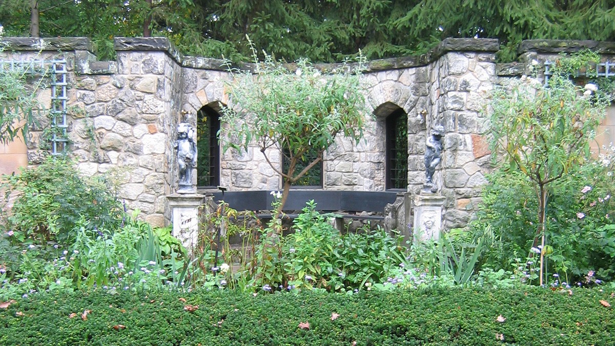 Stan Hywet Hall & Gardens - English Garden | TCLF