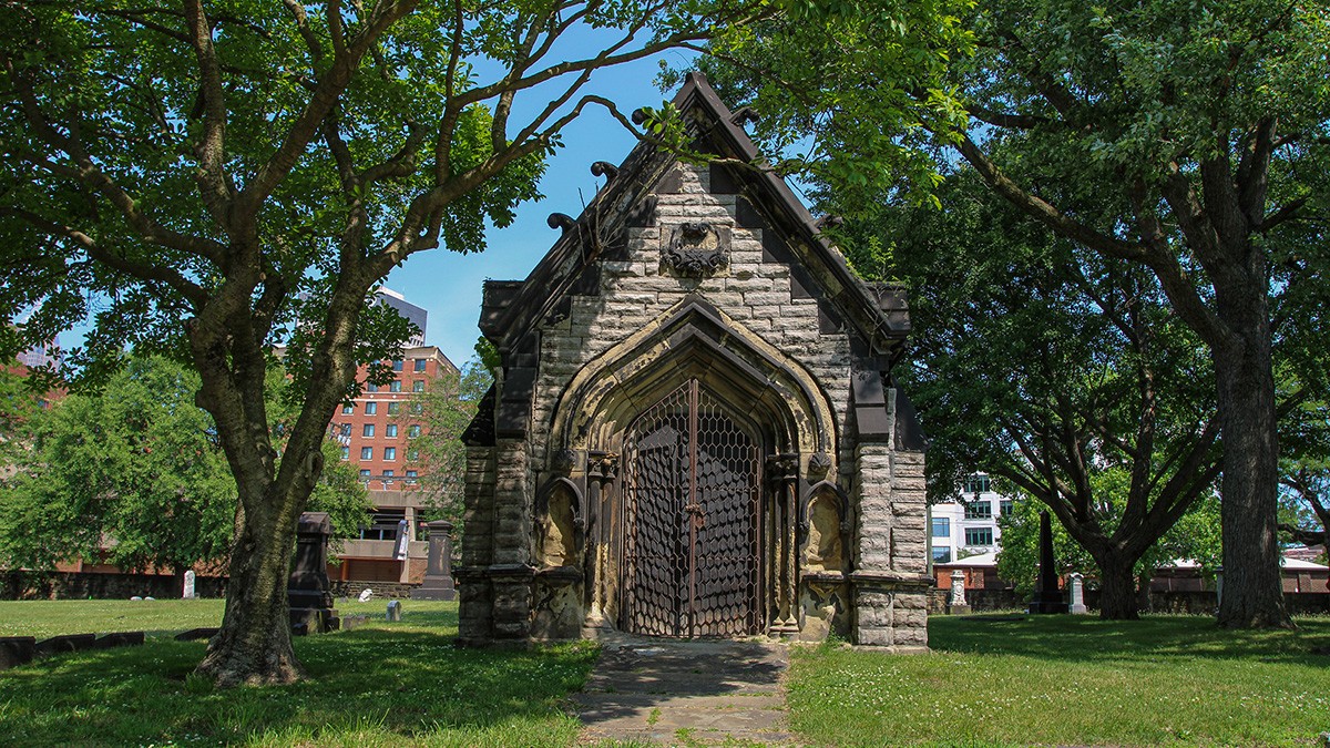 Erie Street Cemetery | TCLF