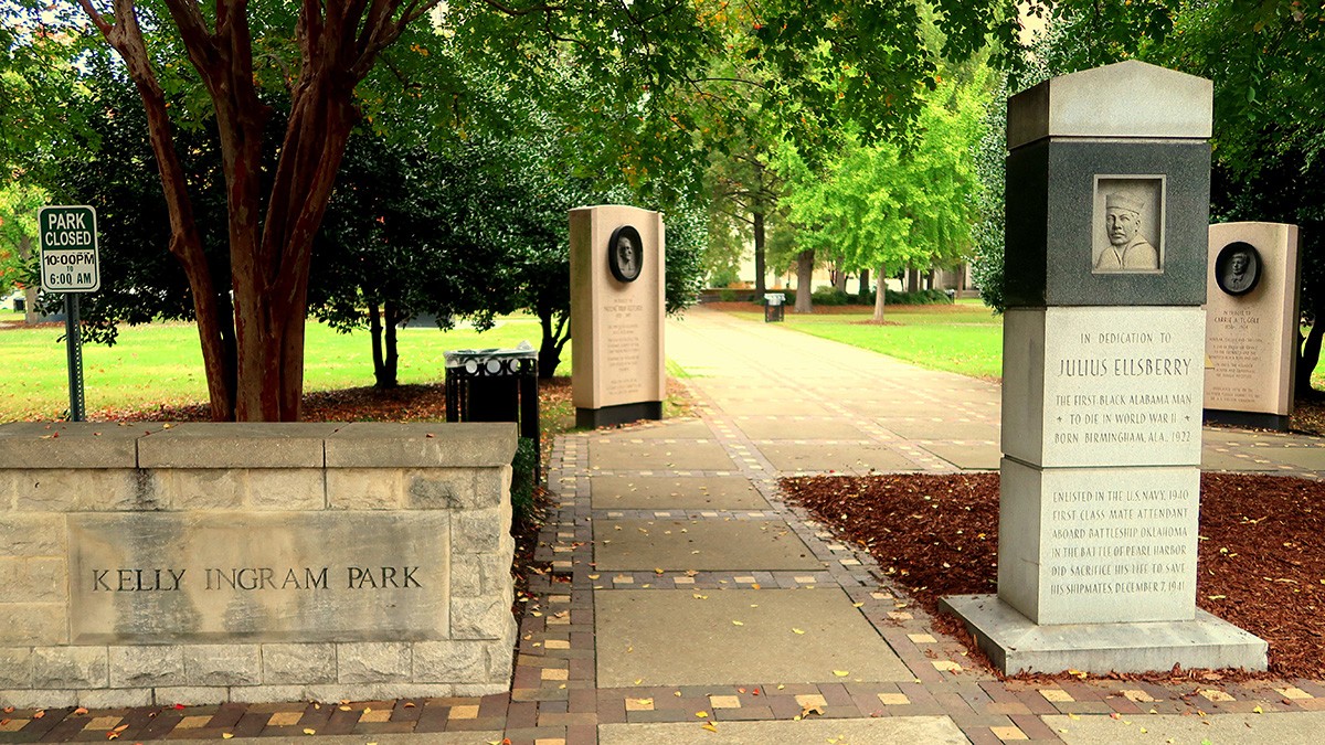 Kelly Ingram Park | TCLF