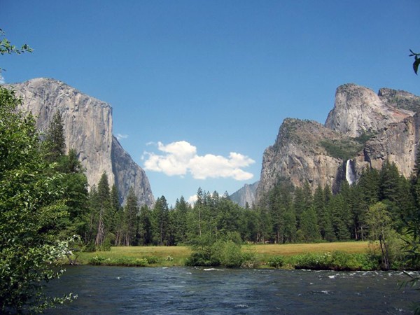 Landscapes Yosemite National Park Yosemite Valley: A Journey Through