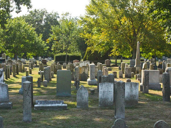 Common Burying Ground and Island Cemetery | TCLF