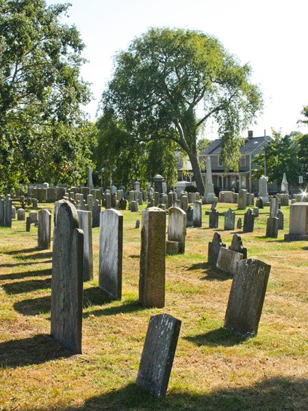 Common Burying Ground and Island Cemetery | TCLF