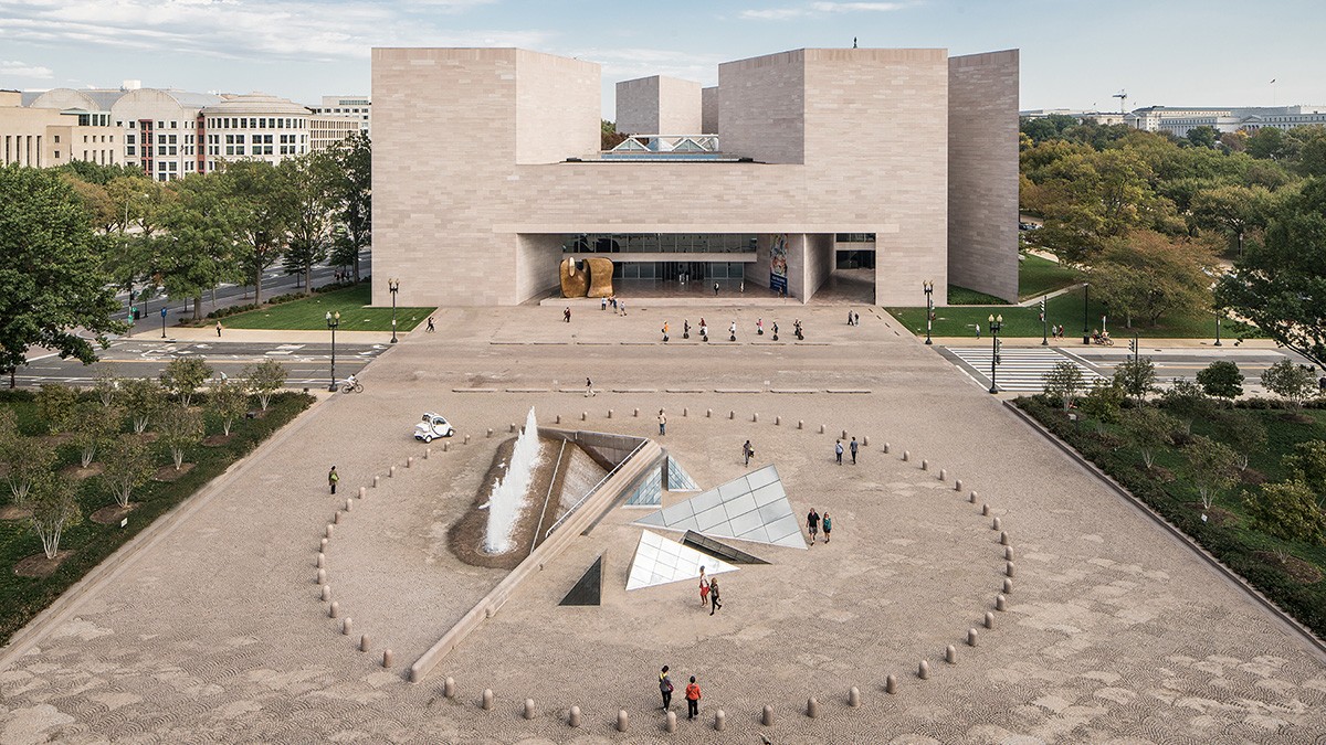 National Gallery of Art, East Building Plaza | TCLF