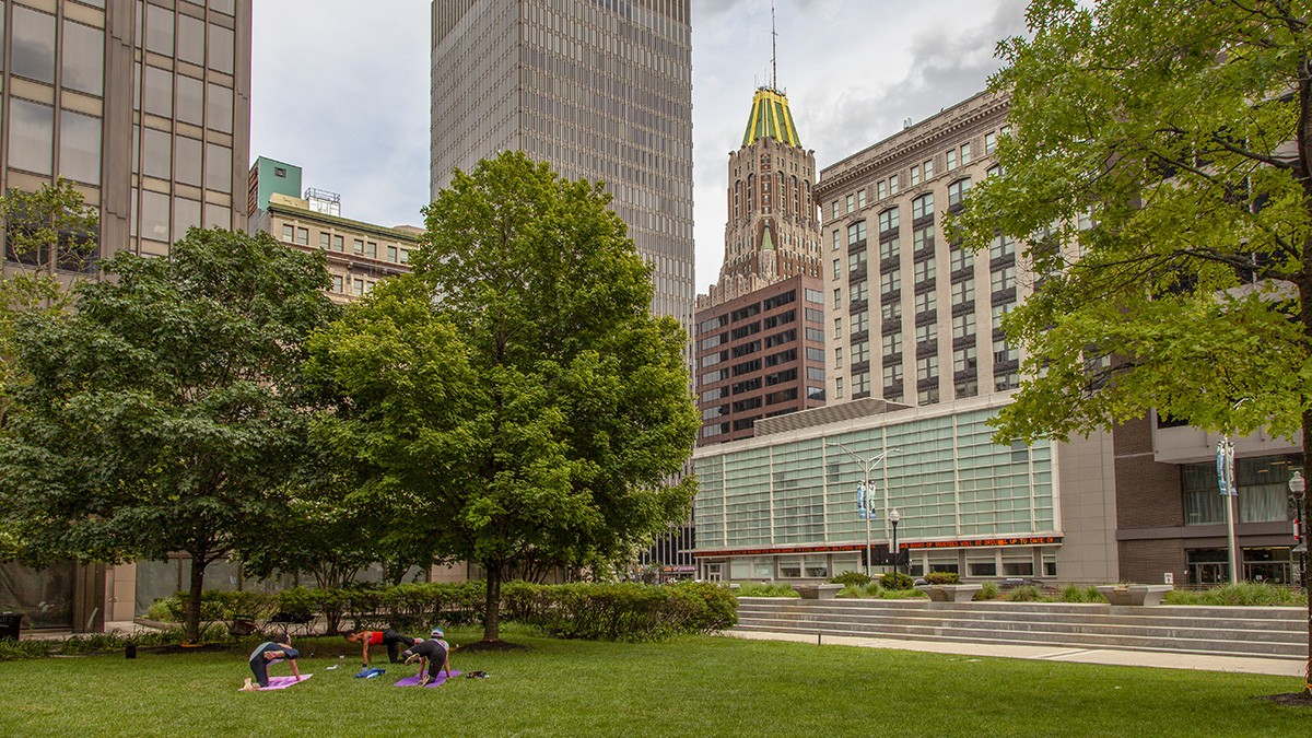 Center Plaza | TCLF
