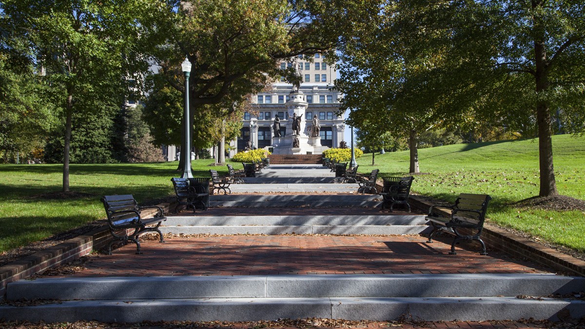 Capitol Square - VA | TCLF
