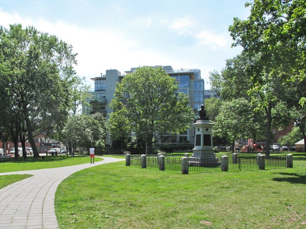 Victoria Memorial Square | TCLF